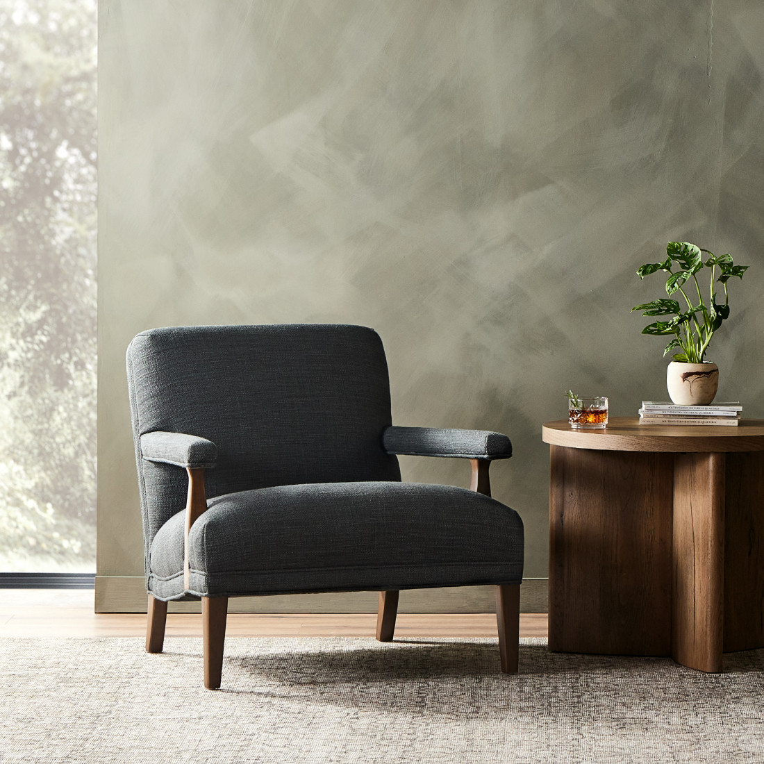 Eli Navy Belgian Linen Upholstered Accent Chair | Zin Home