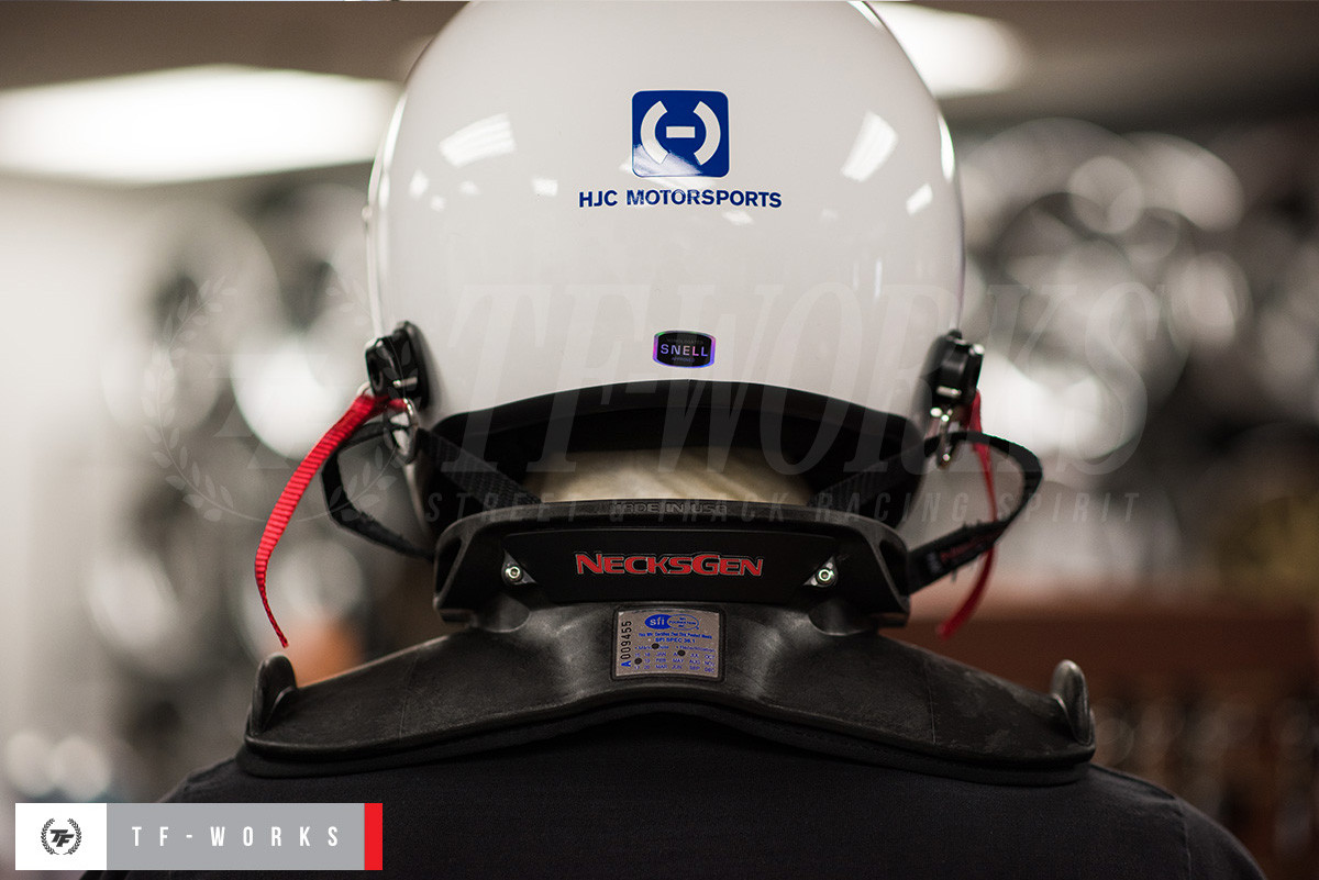 NECKSGEN REV HEAD AND NECK RESTRAINT Motorsports Racing Safety