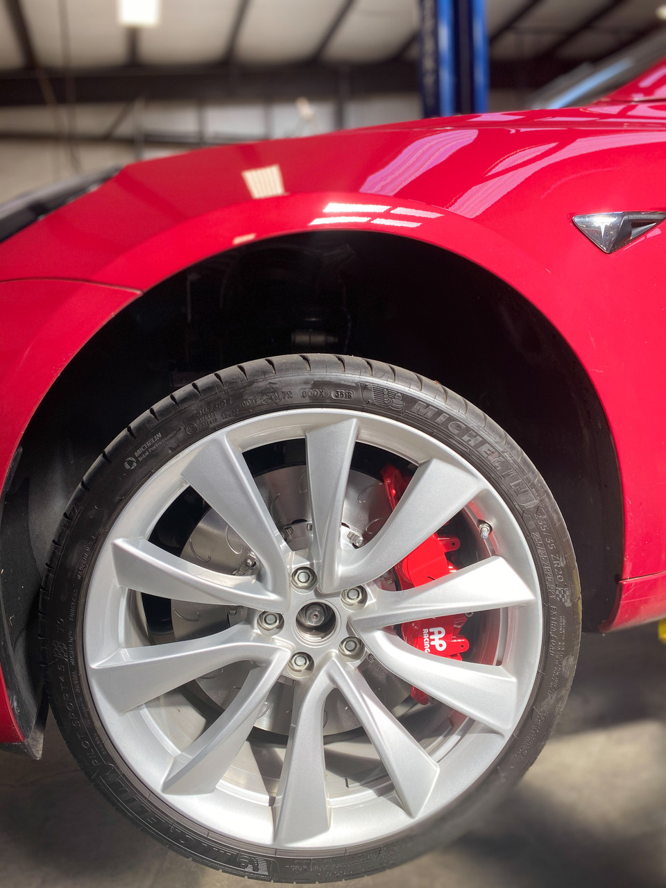 Tesla Model 3 APracing 9561 Front Brake Kit