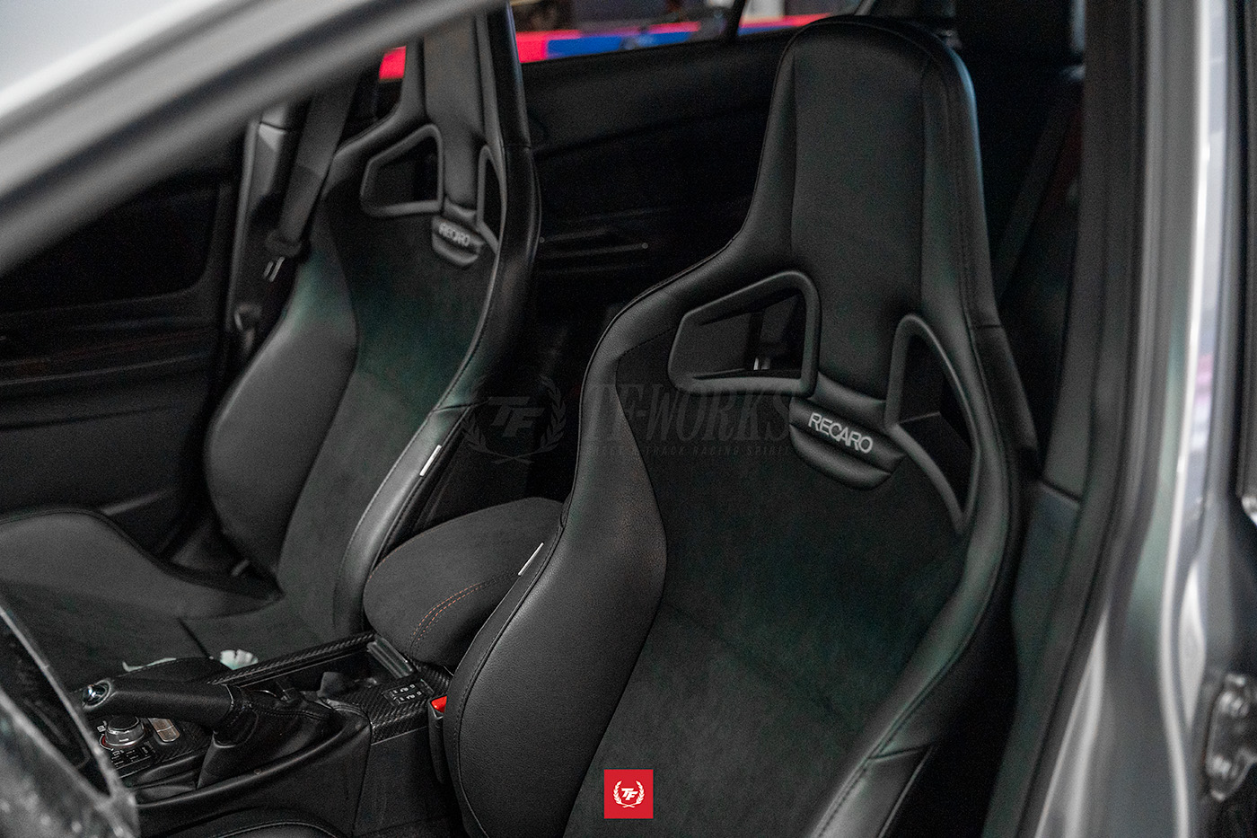 Recaro Sportster CS Reclinable Seat - Black Vinyl / Black Suede - Touge ...
