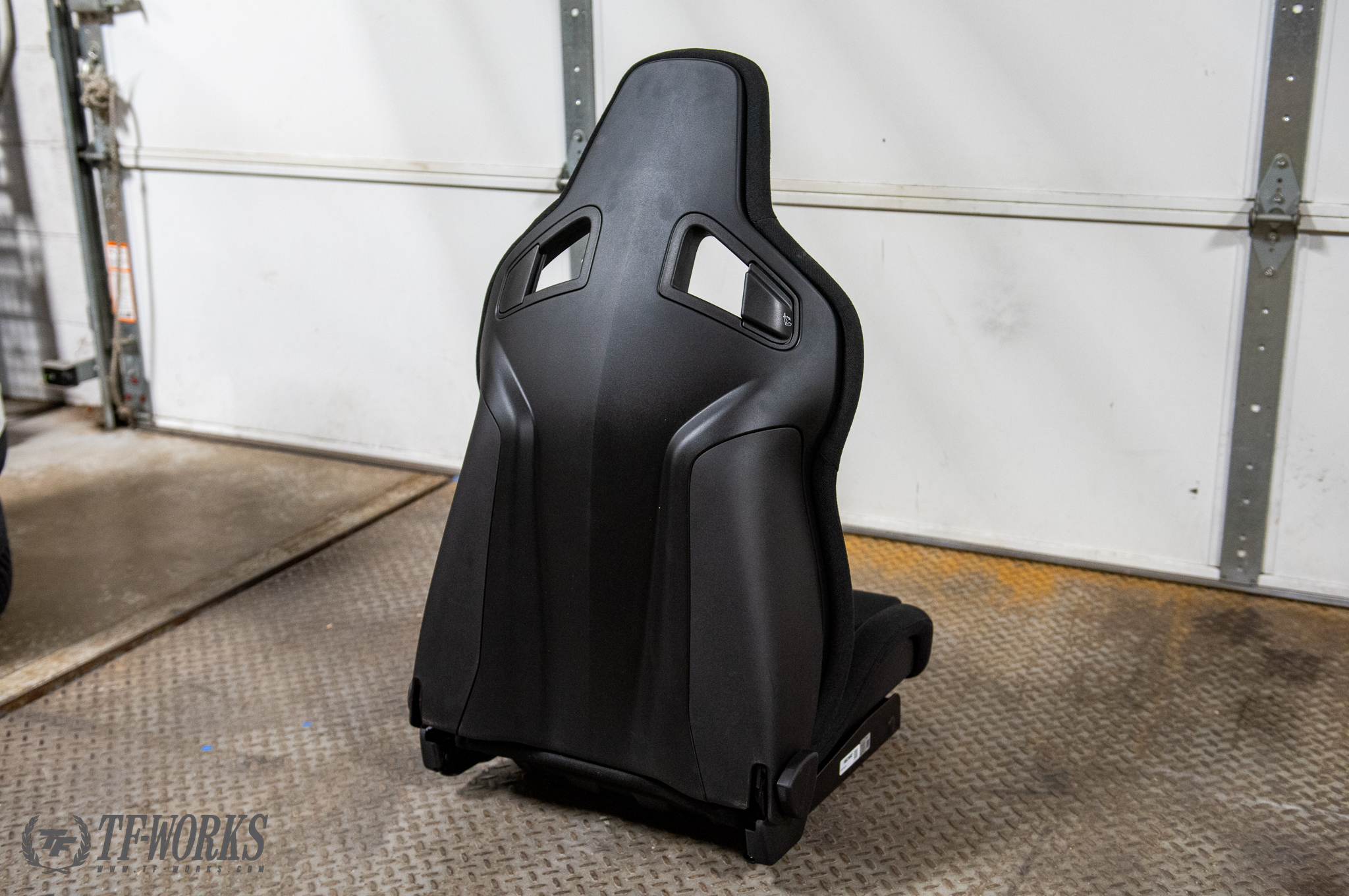 Recaro Sportster CS - Black Leather / Silver Logo - Touge Factory