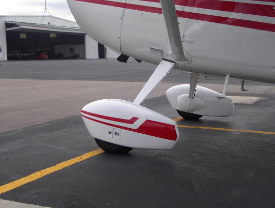 Cessna Main Gear Wheel Pant. Cessna Speed Mods by Knots 2U.