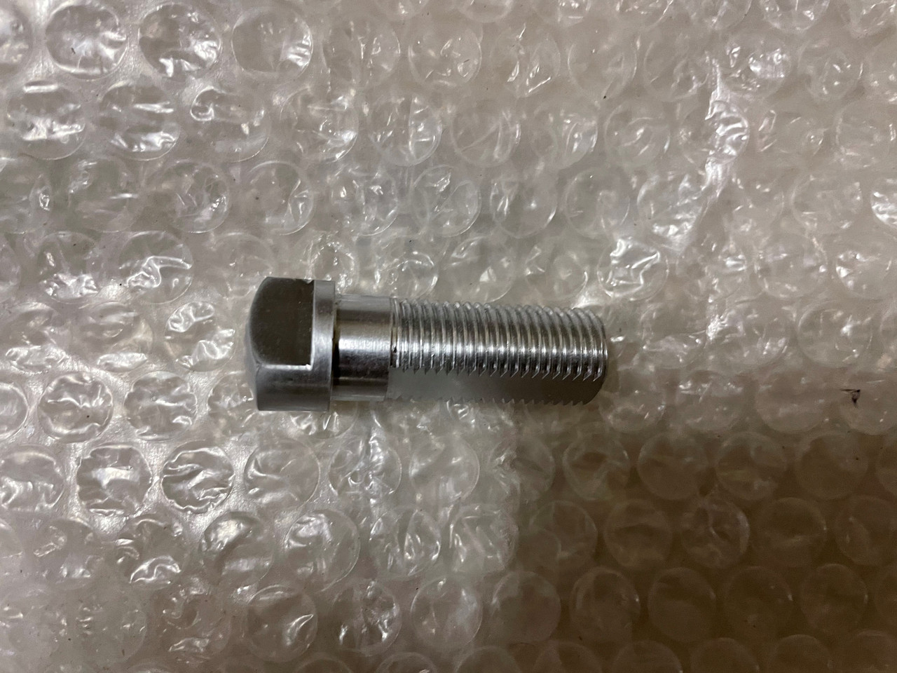 STEM,FLUID VALVE P/N 803-5001003-C5X1-07 NSN 4820013626407 Name Value ...