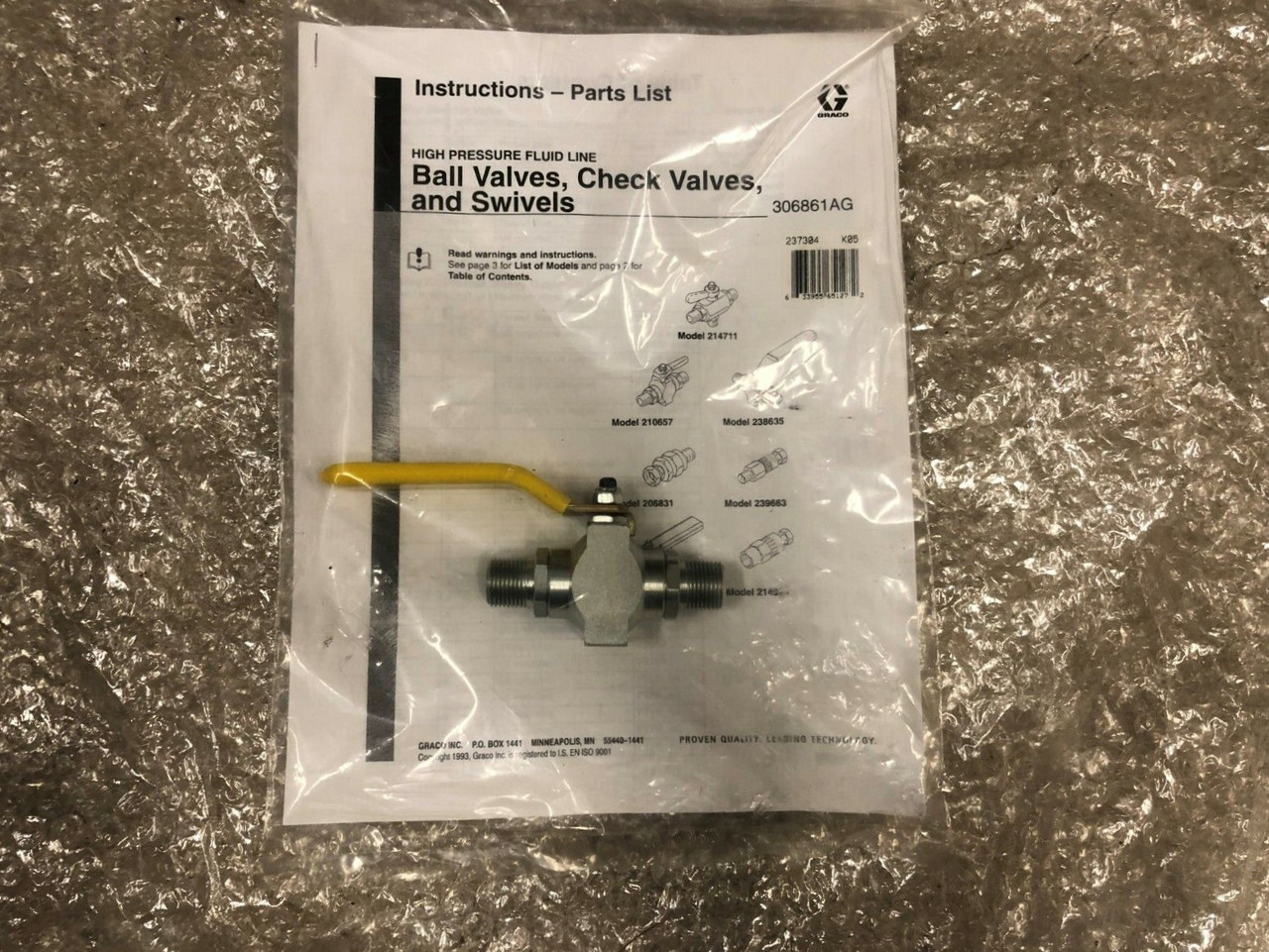 Graco Ball Vave P/N 237-304 K05A Size 3/8" NPT(mbe) with Teflon Seals ...