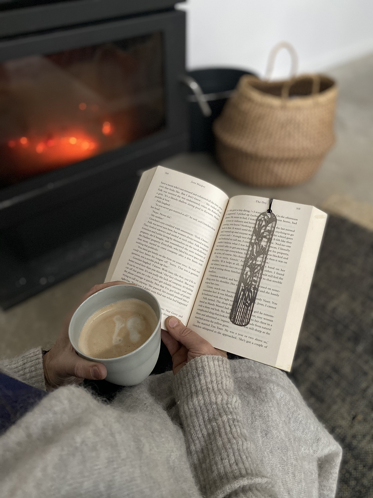 Books Are Making Their Mark Again! Here's Why - Robin Wells Jewellery