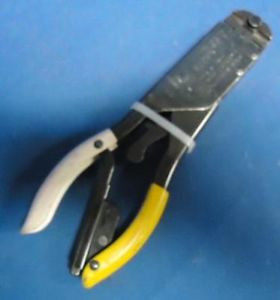 Amp Incorporated Hand Crimping Tool/Crimper M/N 59275 Used - SPW Industrial