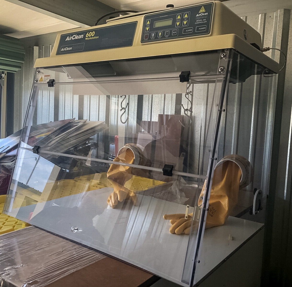AirClean Systems AirClean 600 PCR Workstation AC632LFUVC