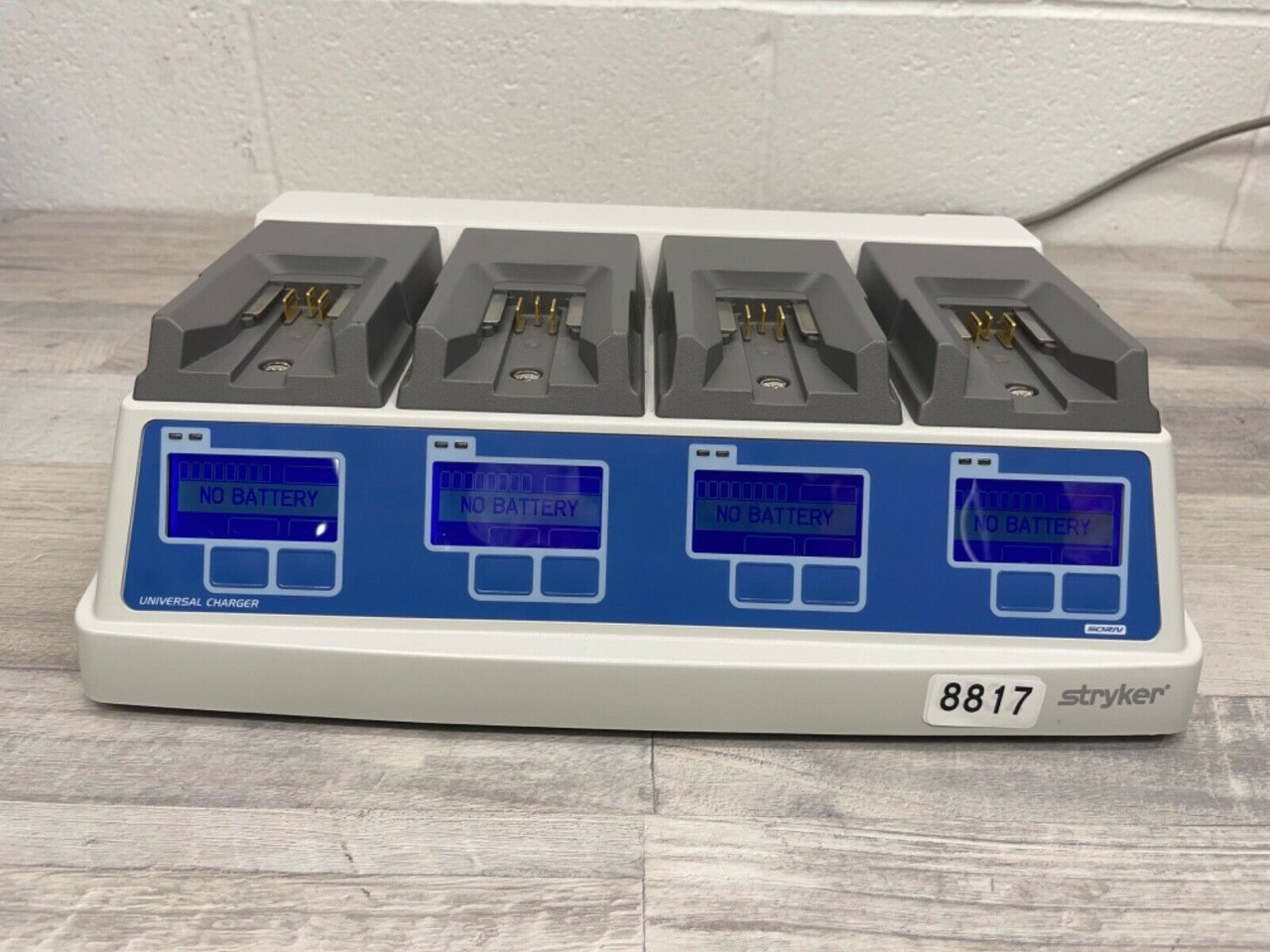 Stryker 7110-120-000 System Universal Battery Charger