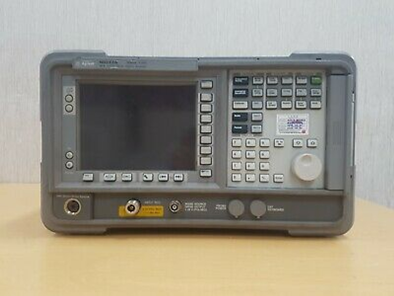 Agilent N8973A Noise Figure Analyzer 10 Mhz To 3 Ghz
