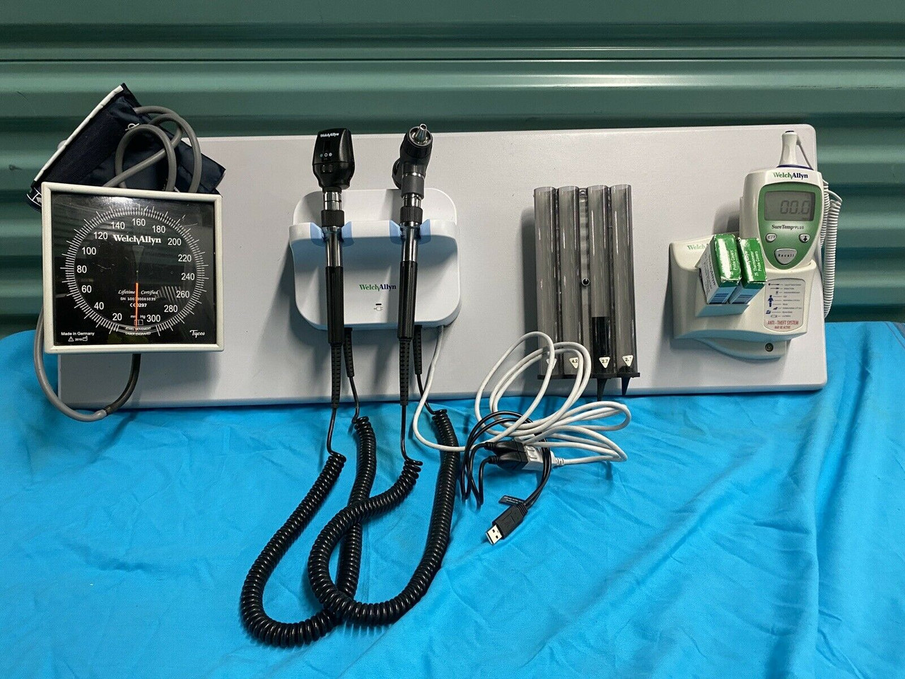 Welch Allyn Green Series 777 Integrated Wall System