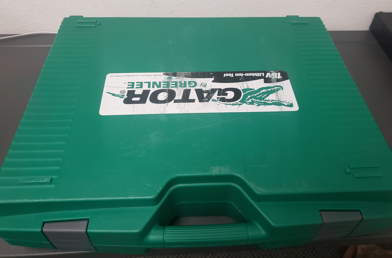 Greenlee Gator Ek622L Hydraulic Battery-Powered Crimper Cordless Li-Ion ...