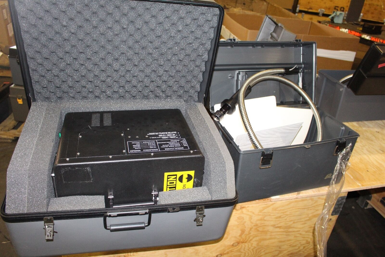 SPEX CrimeScope CS-16 UV CRIME Scene UltraViolet LIGHT WORKING