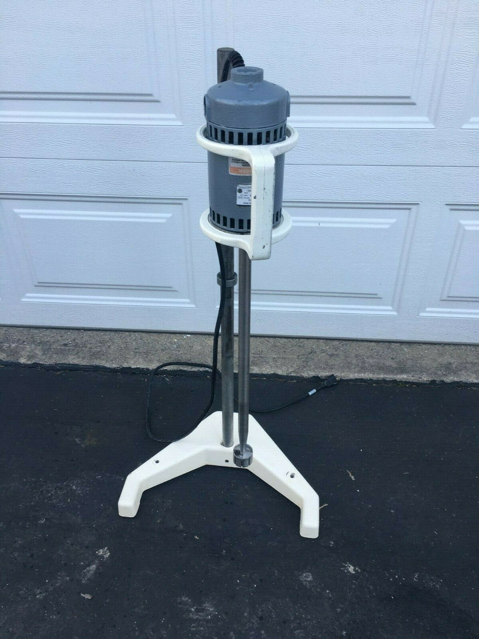 Buy -Premier Mill Corp Laboratory Dispersator Series 2000 Model 84 ...