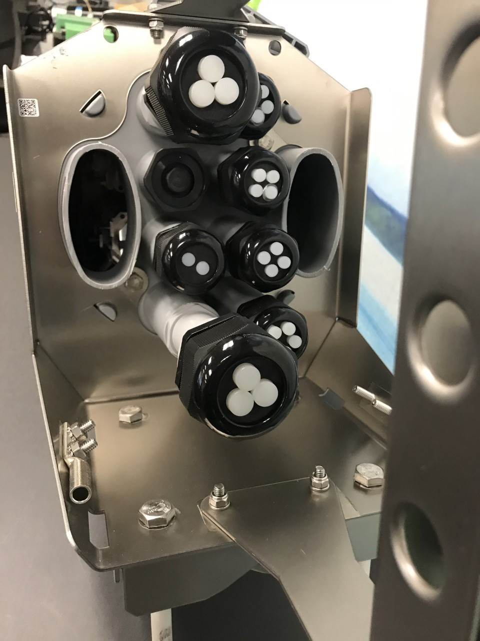 New Raycap Dc6-48-60-18-8F Surge Suppression System - SPW Industrial