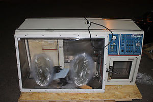 Buy -FORMA SCIENTIFIC 1024 ANAEROBIC CHAMBER WITH INCUBATOR GLOVE BOX