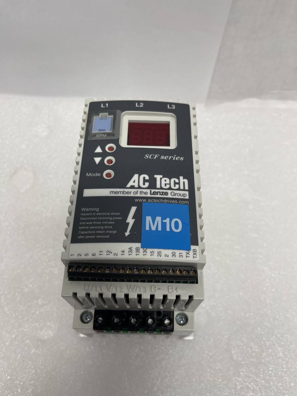 Ac Tech Lenze Sf210 Vfd Drive 1Hp 208/240V 3Ph