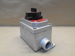 Appleton Efd175-12 Explosion Proof Hand Off Auto Switch With 3/4 Dead ...
