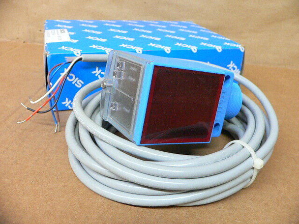 SICK WL2000-R1305 PHOTOELECTRIC SENSOR, RETRO-REFLECTIVE - SPW Industrial