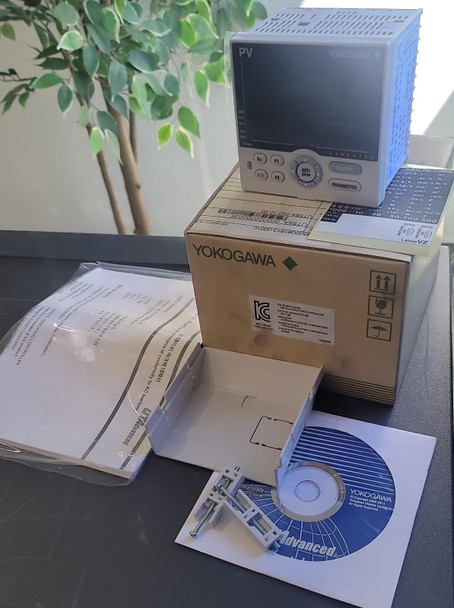 Yokogawa Ut55A-120-10-00 New Ut55A1201000 - SPW Industrial