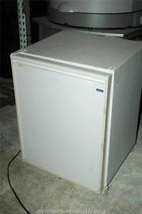 Buy - ULine U-Line Under Counter Laboratory Refrigerator 75RWH