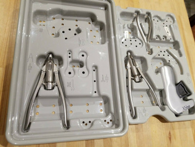 Aesculap CranioFix Titanium Clamp System, Orthopedic - SPW Industrial