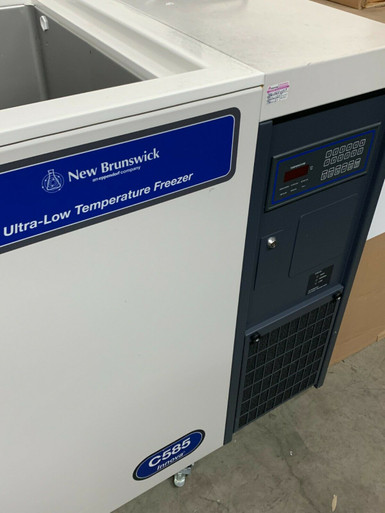 New Brunswick / Eppendorf C585 Innova -86°C Chest Freezer
