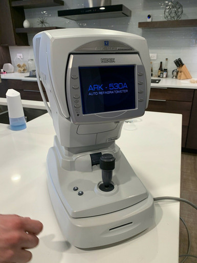 Nidek Ark-530A Autorefractor/Keratometer