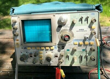 Tektronix 485 Oscilloscope