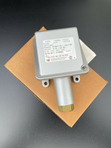 UNITED CONTROLS H100-218 Pressure Switch 95704 - SPW Industrial