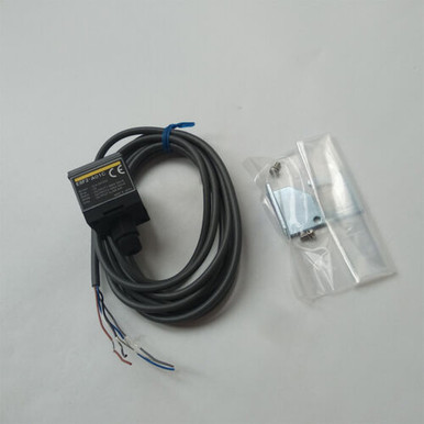 E8F2-A01C 12-24V Dc E8F2A01C Pressure Sensor For Omron - SPW Industrial