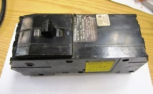 Sqd Q13100 3 Pole 100 Amp 240 Volt 10Ka Plug In Circuit Breaker - SPW ...