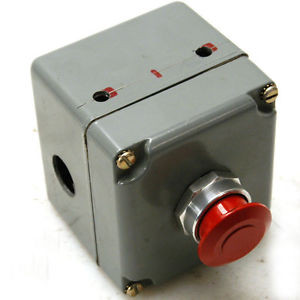 SQUARE D 9001KY1 Push Button Switch Housing Box 4X3-1/2X3-1/2 W/ Button ...