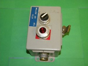 Hoffman Enclosure W/ Black Selector Switch & Red Illum Push/Pull Button ...