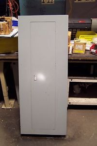 Square D 225 Amp Main Breaker Electrical Panel 240 Vac 3 Phase 42 ...