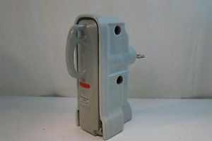 Disconnecting Cutout McGraw-Edison Power Systems Divison 4.8 KV 300 AMP ...