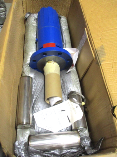 Shop Magnetrol Level Controller , 4" 150 Flange , With Sst Floats ...