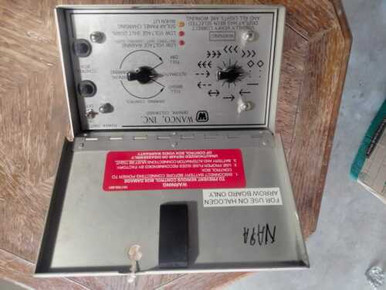 Shop Wanco 102661-001 Arrow Board Controller 7 Pattern, 13 Pin, Solar ...