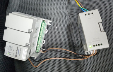 Allen-Bradley Micro820 2080-Lc20-20Qwb Ethernet Ip Cont. W/ 2080-Ps120 ...