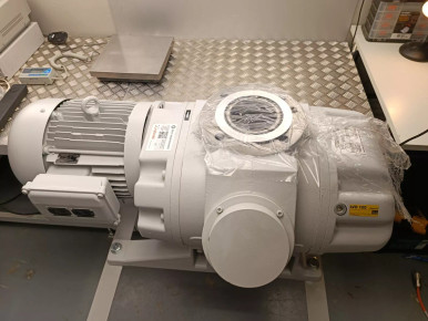 LEYBOLD WSU 1001 WSU1001 11743 Vacuum Pump - SPW Industrial