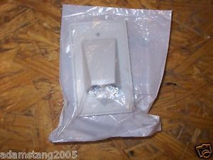Arlington Ind. Ce1 Reversible Cable Entry Cover Single Gang Box Of 25 ...