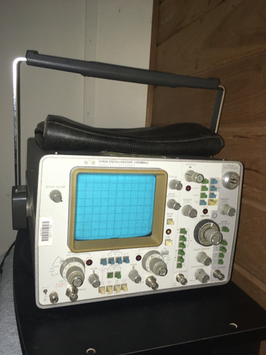 Hewlett Packard 100 Mhz Oscilloscope Model 1740A Nice