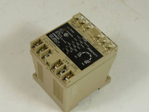 Omron Metal Detector Amplifier F2Lp-Wk4-Us Used - SPW Industrial