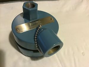Rosemount Model 79 Connection Head New - SPW Industrial