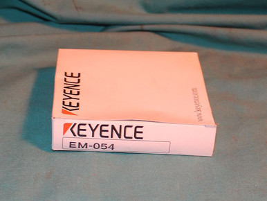 Keyence EM-054 Proximity Sensor NEW - SPW Industrial