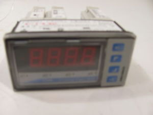 BD35 CARLOS GAVAZZI 3&1/2 UNIVERSAL DIGITAL METER RED DISPLAY - SPW ...