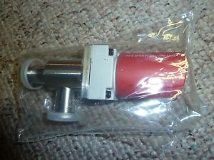 Pfeiffer Vacuum AVC 016 SX Actuated Angle Valve DN16 AVC016 PFA31033