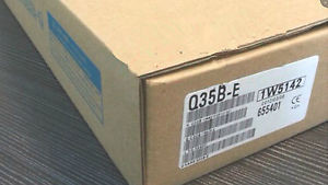 NEW IN BOX Mitsubishi Base Unit Q35B-E