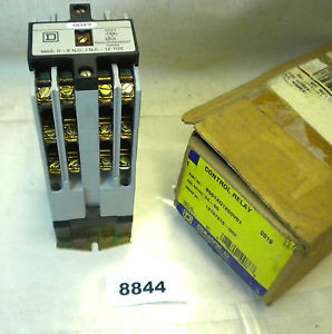 (8844) Square D Control Relay 8501X01200V01 600VAC 10A