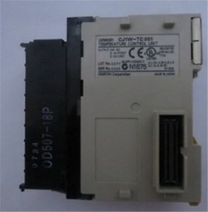 CJ1W-TC001 PLC 4 Loops NPN output Original brand new