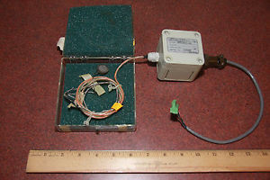 Sensotec Model: 060-6831-00 Load Cell with load cell 0-1000lbs